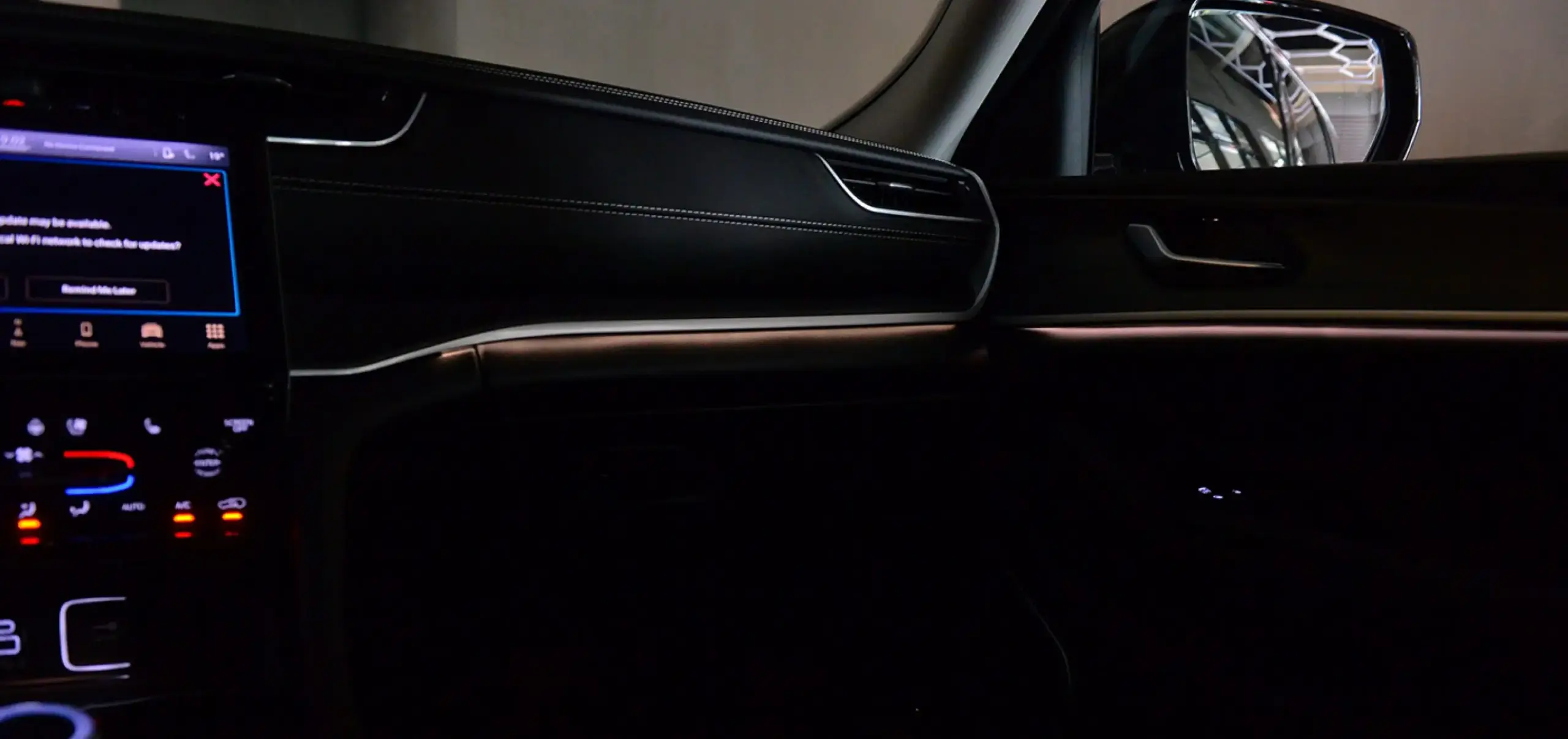 2026 Jeep Grand Cherokee Interior | Suffolk, VA